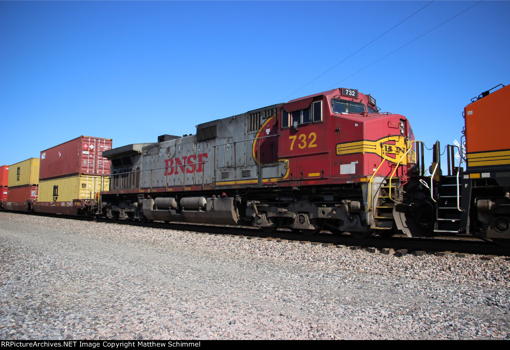 BNSF 732 - Mid Train DPU #3